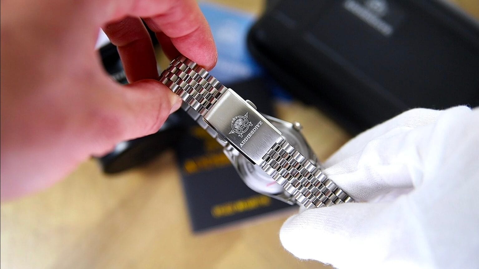 Addiesdive AD2073 Review - Striking $60 Fluted Dress Watch