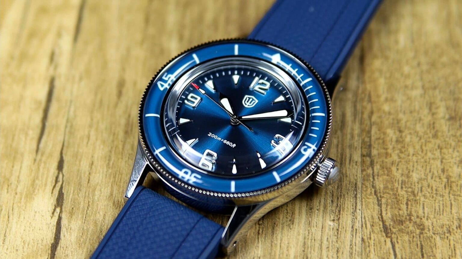 Watchdives WD50Q Review – Familiar Diver Formula