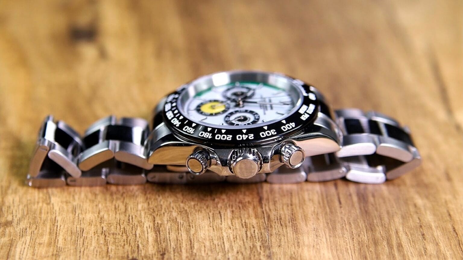Atomi Shine Velocirex Review – A Unique Racing Chrono Dial